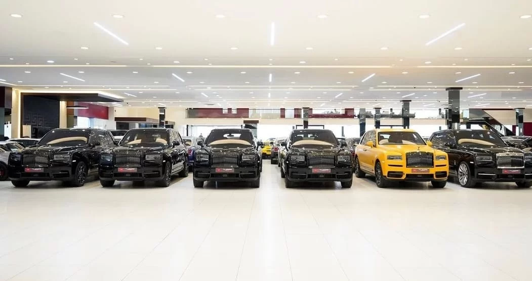 “VIP MOTORS” تكشف عن مجموعتها الجديدة من السيارات النادرة - Egypt ...